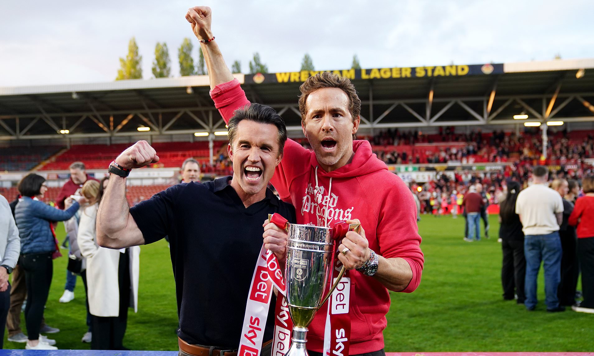 Former Liverpool star set to have Wrexham medical on Monday