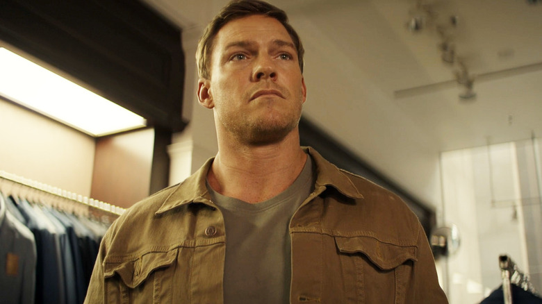 Before Reacher, Alan Ritchson Starred In An Overlooked MMA Movie On ...