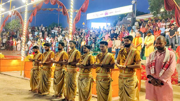 Kashi: Where Death Meets Liberation—Why It’s the Most Spiritual City on ...