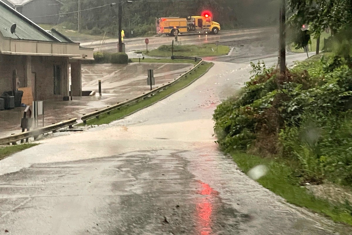 Thousands of motorists stranded for up to eight hours after heavy rains ...