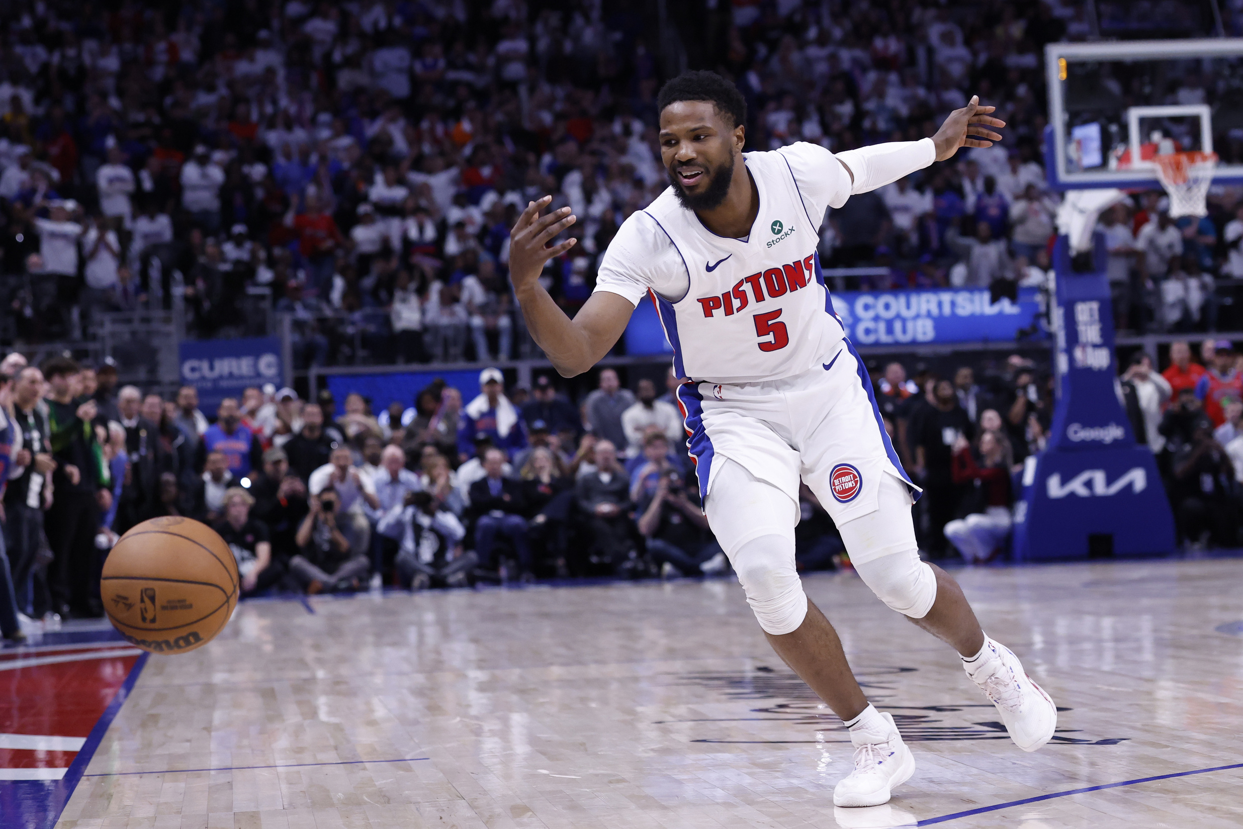 Pistons Pivot Amid Malik Beasley Gambling Probe; Eyeing Caris LeVert ...