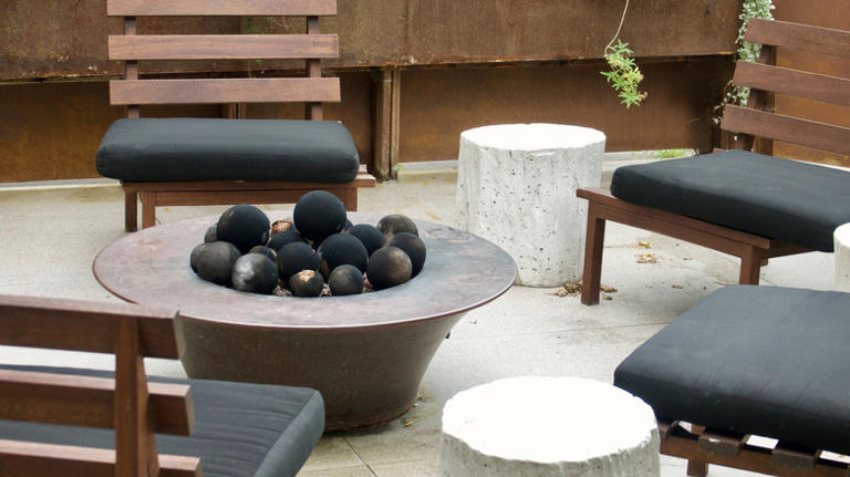 How To Make A Narrow Backyard Work Without A Lawn