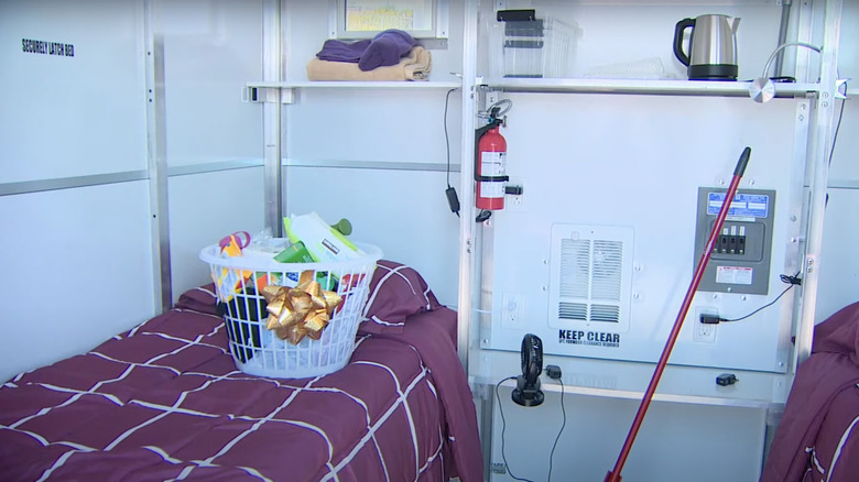 What It's Like To Live In A Pallet Home