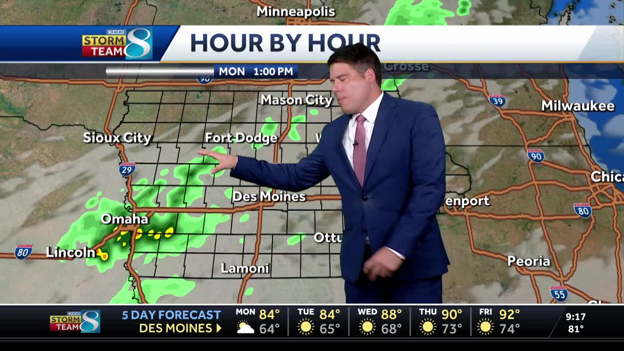 Iowa weather: Mugginess takes a break with showers possible Monday