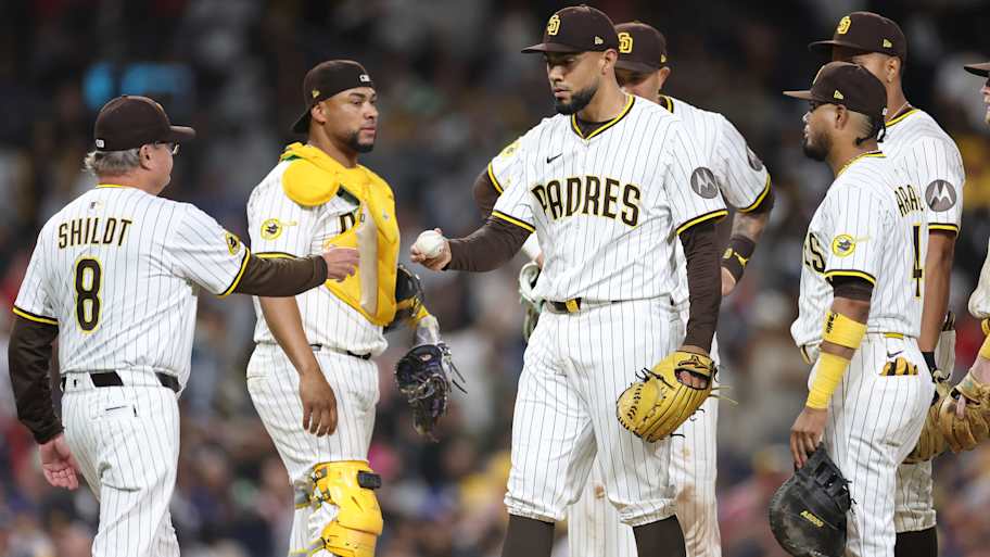 Padres need to have uncomfortable conversation about slumping star