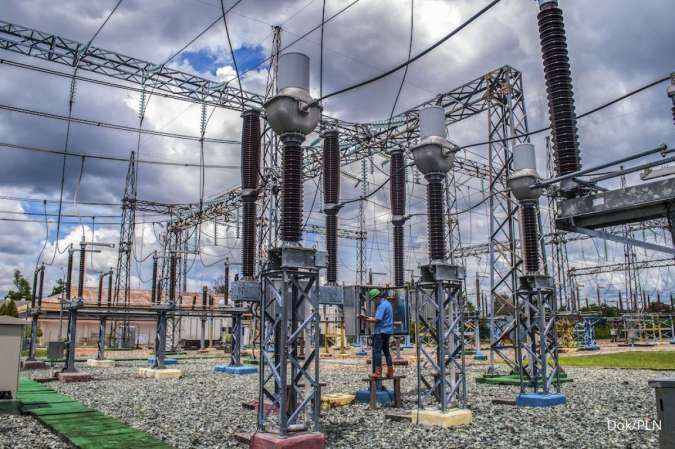 Blackout Sumatra diduga dipicu gangguan kabel transmisi saat cuaca ekstrem