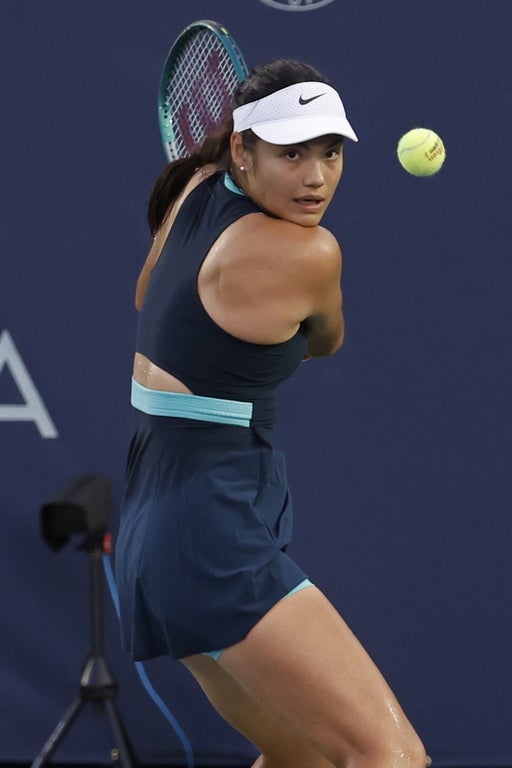 Fantastic photos of British women's tennis star Emma Raducanu