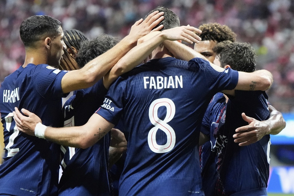 Neves scores twice and Paris Saint-Germain routs Messi's Inter Miami 4 ...