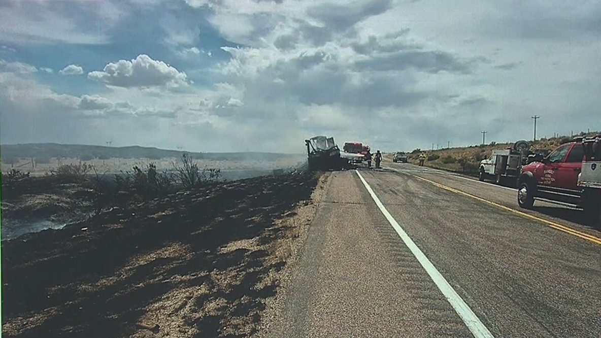 Vehicle fire causes wildland fire in Colorado, Highway 40 closed