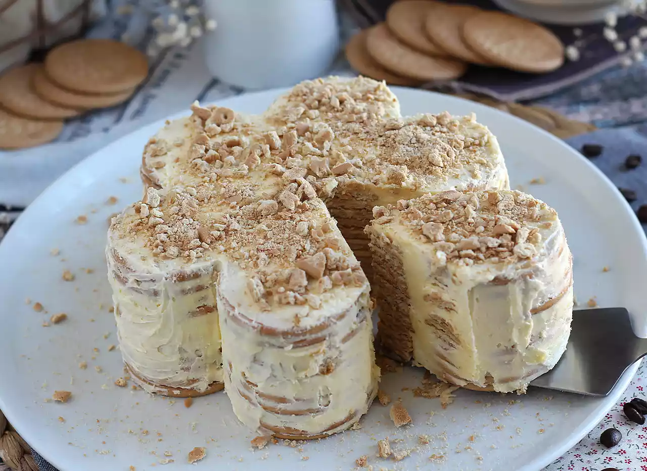 Gâteau de biscuits portugais, bolo de bolacha