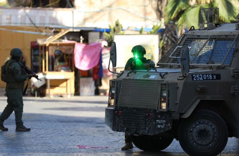 Security forces attacked, vehicles vandalized by Israeli civilians in ...