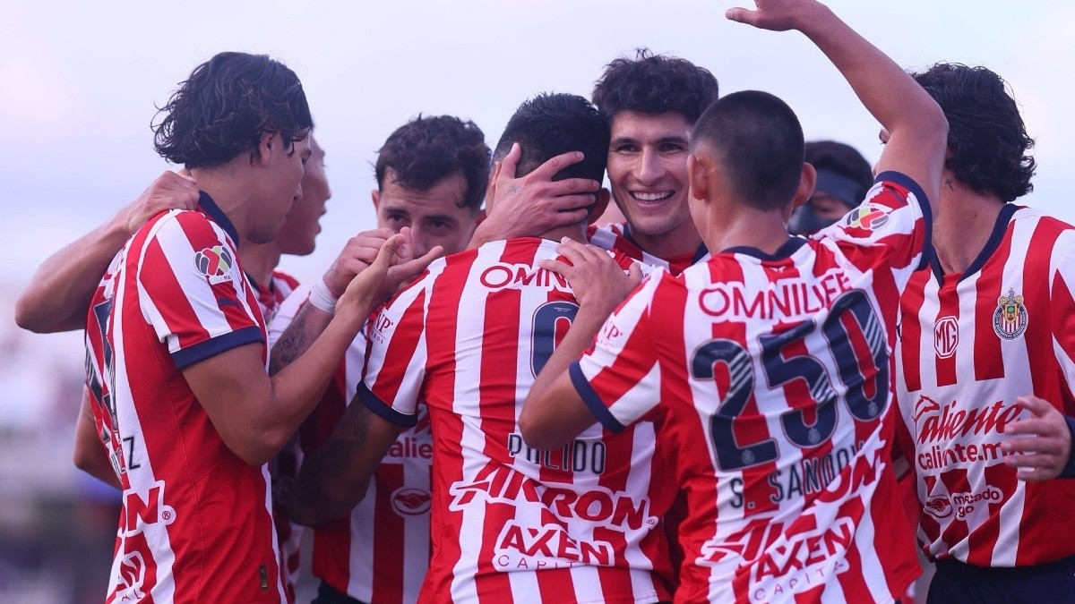 Chivas gana otra copa amistosa previo al arranque del Apertura 2025 de la Liga MX