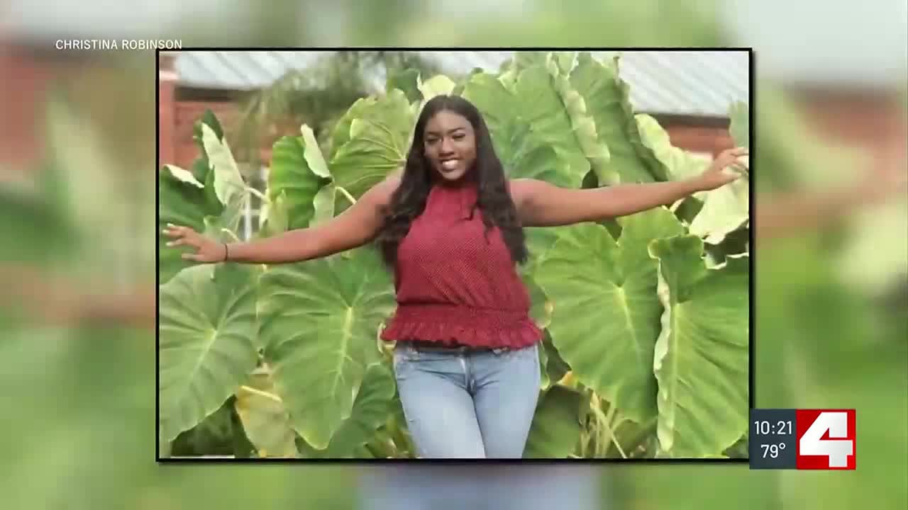 Family of St. Louis City Library employee murdered speaks