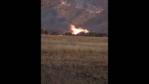 US: Wolf Fire Breaks Out, Prompting Mandatory Evacuations in Riverside ...