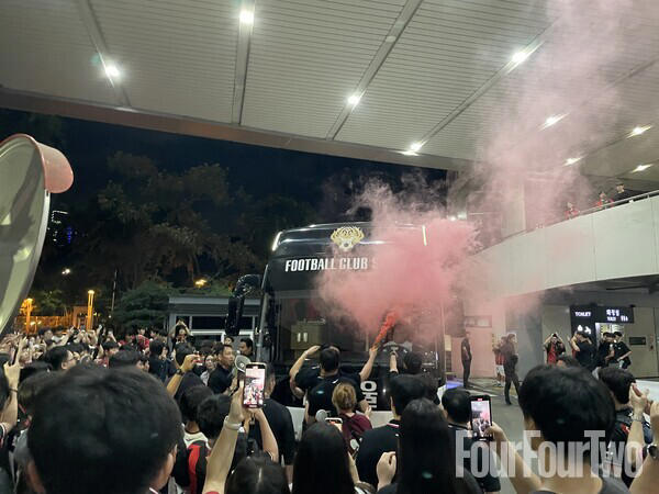 [k1.told] 기성용 떠난 상암벌, ‘김기동 나가+버스막기’만 남았다