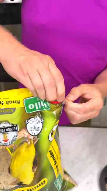Genius Bird Seed Bag Hack You’ll Wish You Knew Sooner!