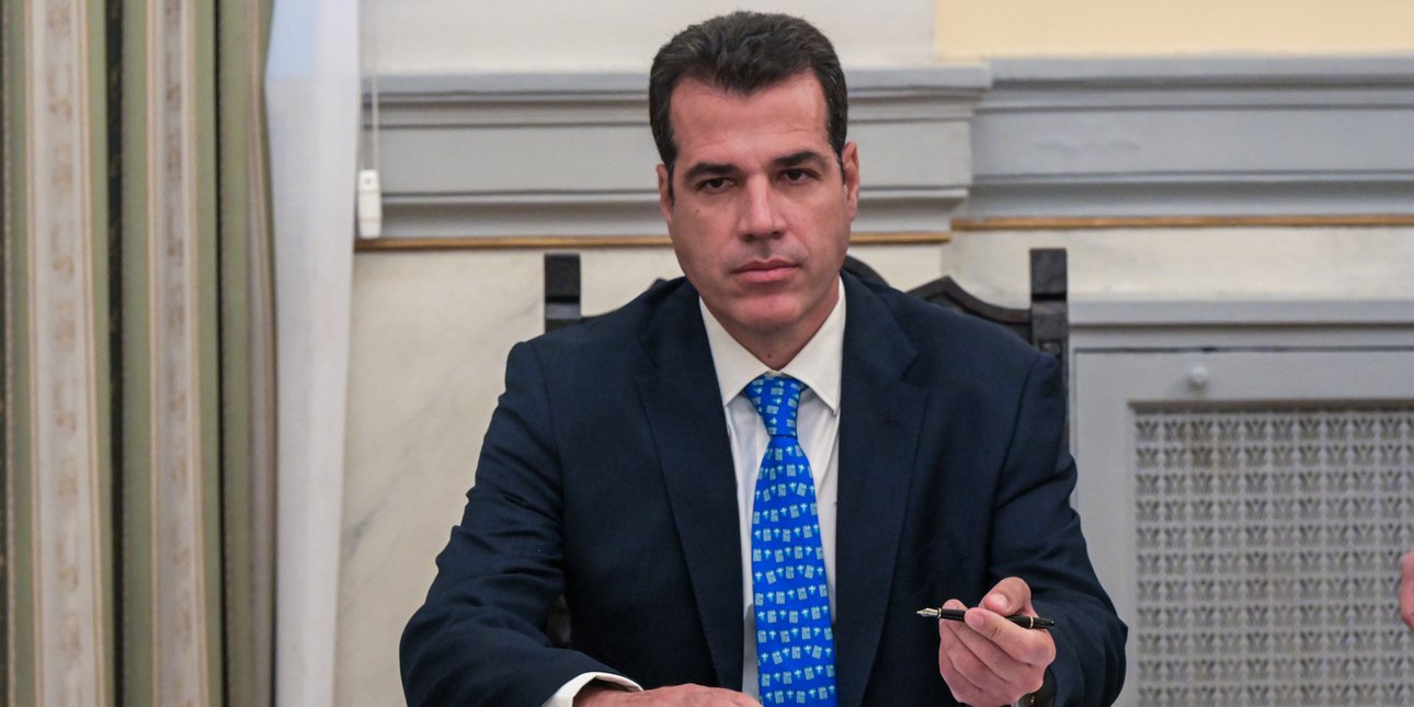 Πλεύρης: Εκτός Ευρώπης τα κέντρα επιστροφής μεταναστών - Τι αλλάζει με ...