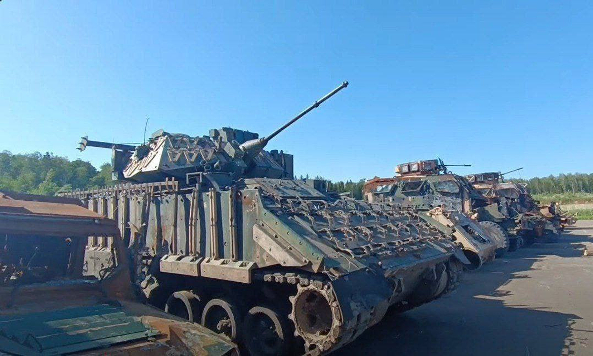 Nga lắp pháo nội địa cho thiết giáp Bradley tịch thu ở Ukraine