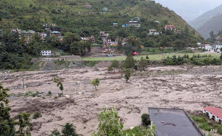 Red Alert Issued For Himachal Pradesh; Beas River Experiences Heavy Flooding