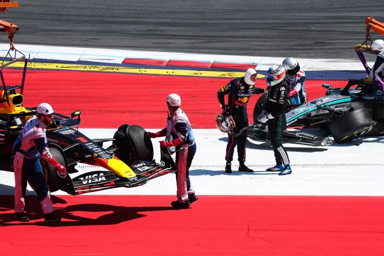 Montoya 'kust de kont van Verstappen': "Ik ga nu iets aardigs zeggen"