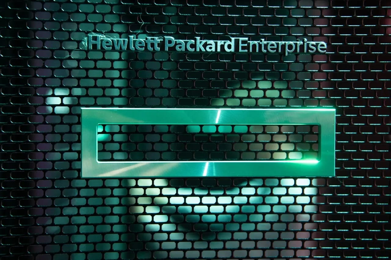 HPE‑Juniper $14B Merger Clears DoJ Review After Divestiture Deal ...