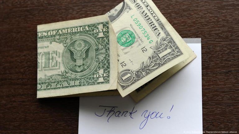 'Tipflation:' The growing pitfalls of proper tipping