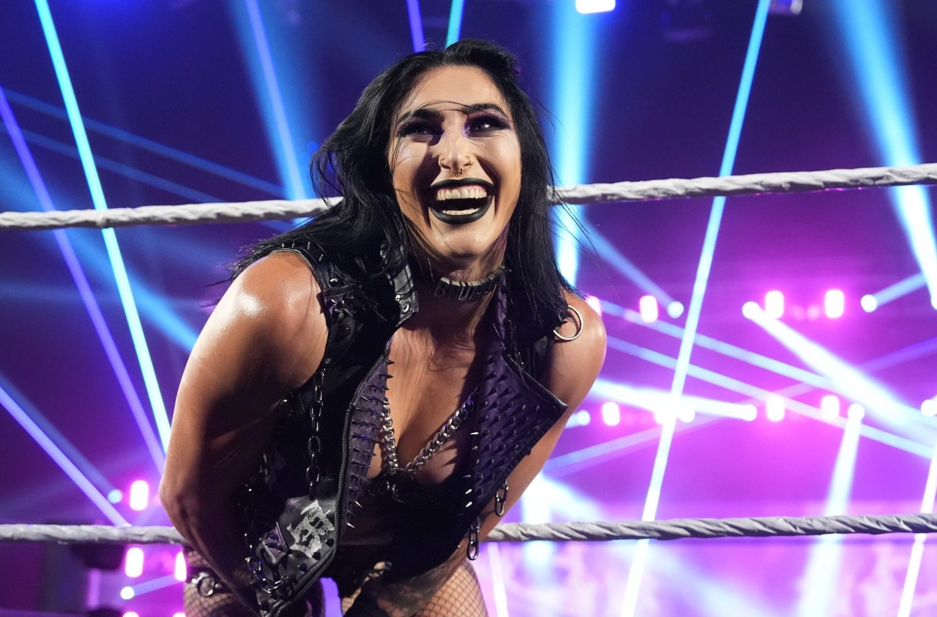 WWE Raw airs early in the UK tonight on Netflix