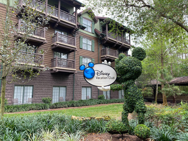 VIDEO: Fire Alarm and Sprinklers Set Off in Boulder Ridge Villas ...