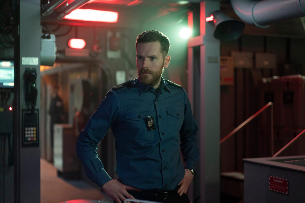 ITV's "gripping" new British spy thriller with Endeavour's Shaun Evans ...