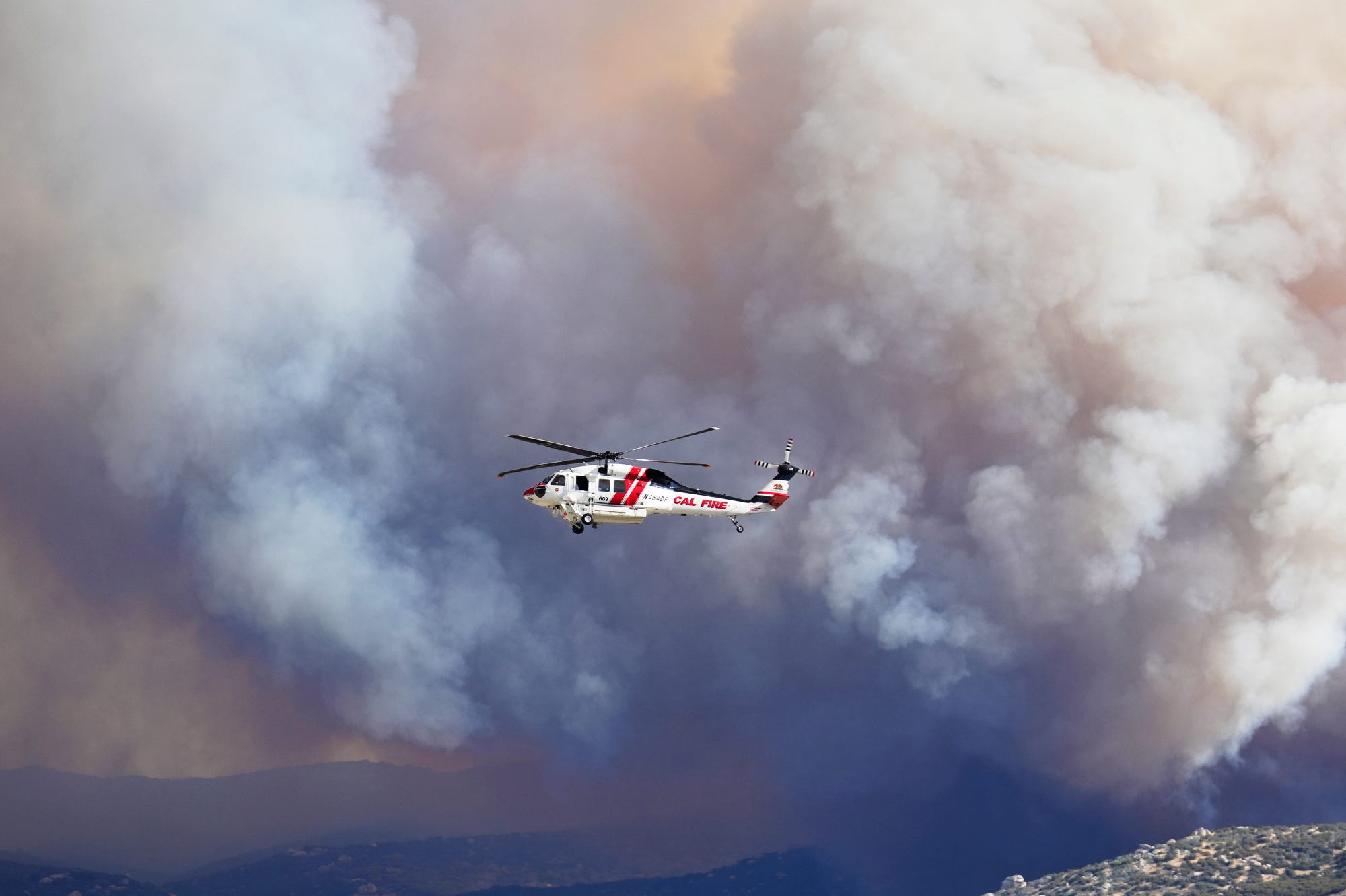 Wolf Fire near Banning grows to over 2,400 acres; evacuations ordered