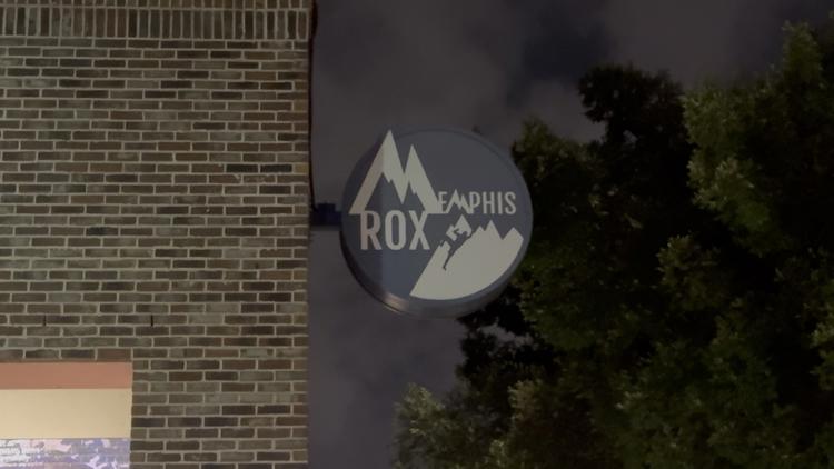 2 dead, 1 detained after shooting at Memphis Rox