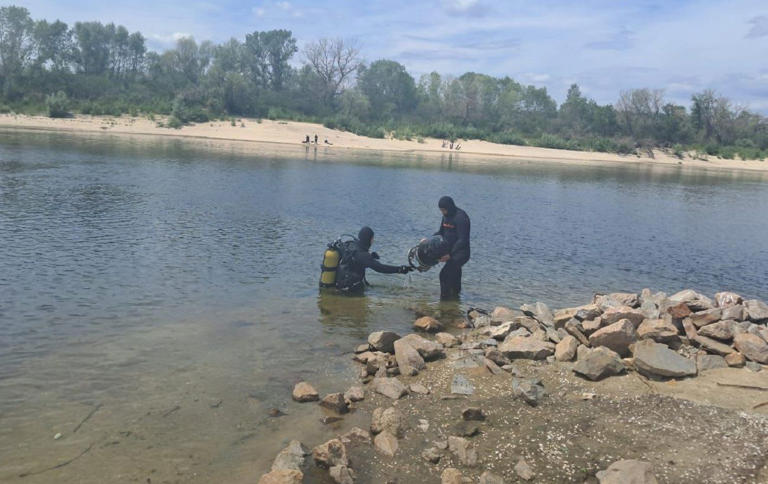 Dangerous fragment from Iranian Shahed drone found in Zaporizhzhia river
