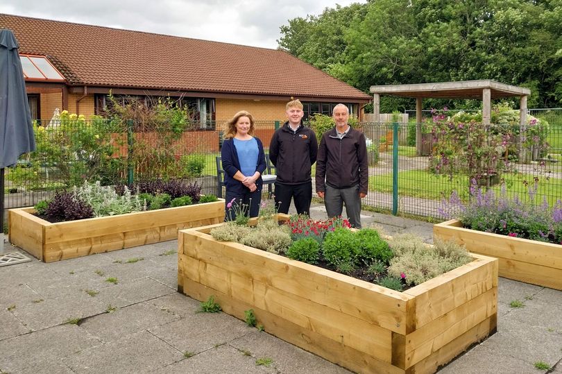 New dementia-friendly garden blooms for NHS Lanarkshire
