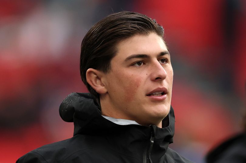Louis Rees-Zammit clashes with fans over flag photo and asks 'what's ...