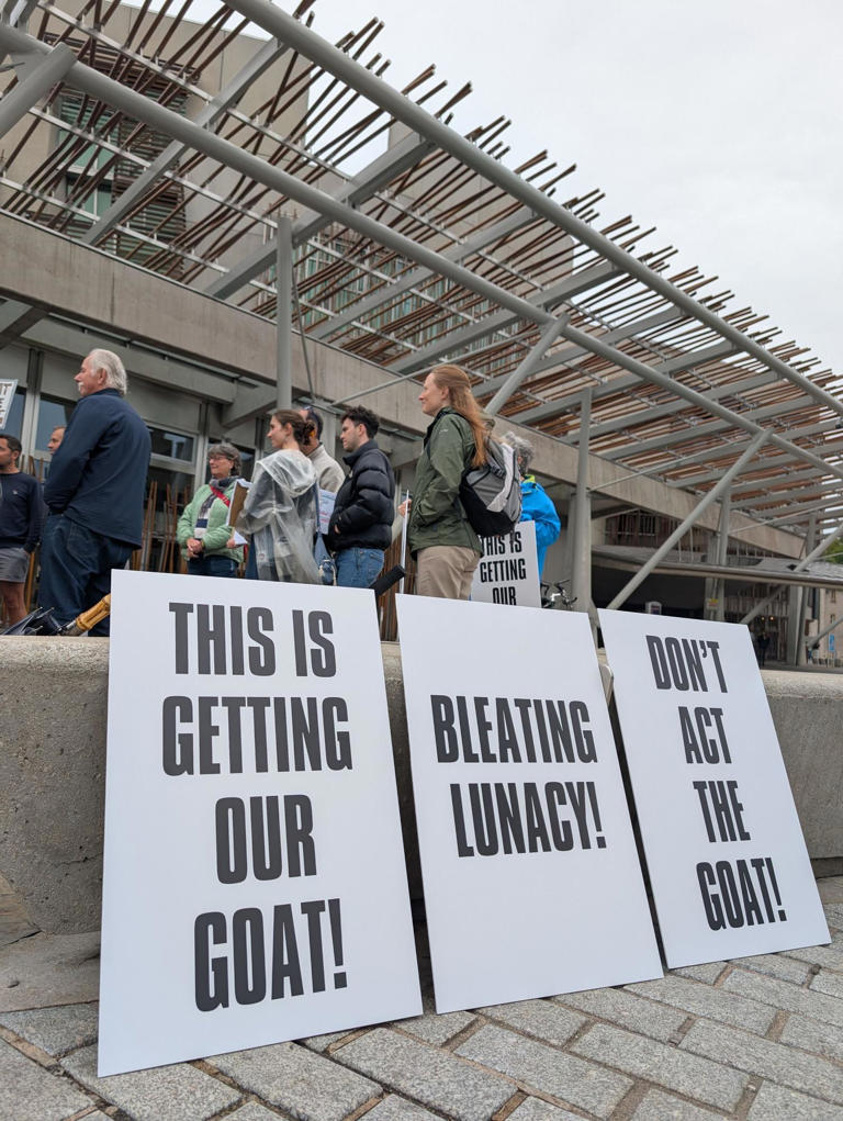 Edinburgh holiday home businesses join Scotland-wide call to 'stop the ...