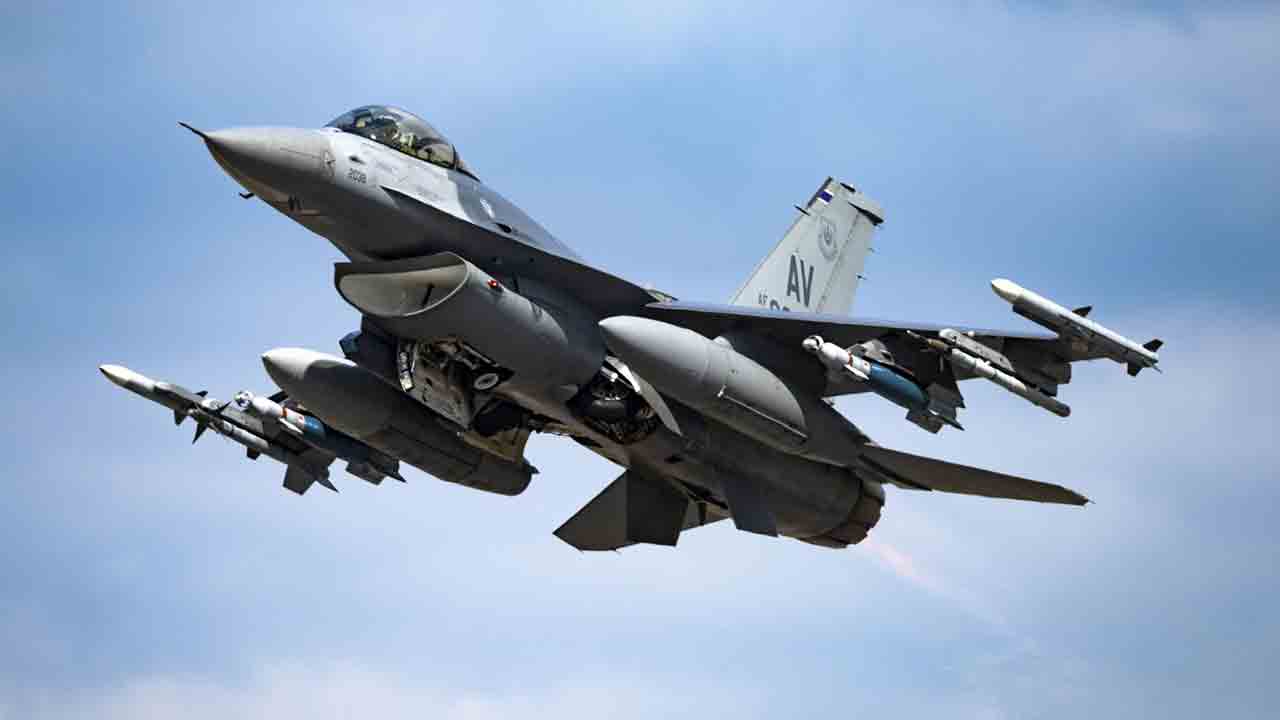 Ukrainian Pilot Destroys Seven Russian Targets Before Dying in Action