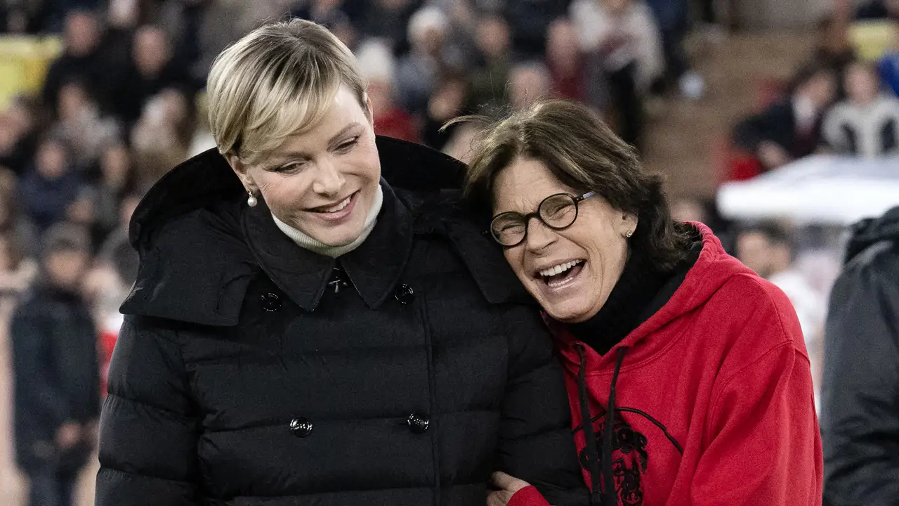 Una psicóloga advierte sobre Estefanía de Mónaco y Charlene: "Han sido ...