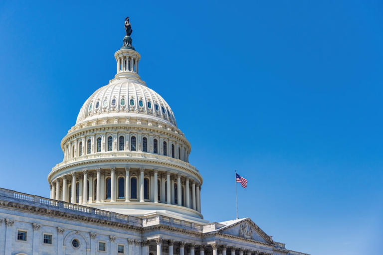 Senate Bill Ends Grad PLUS, Caps Parent PLUS Loans