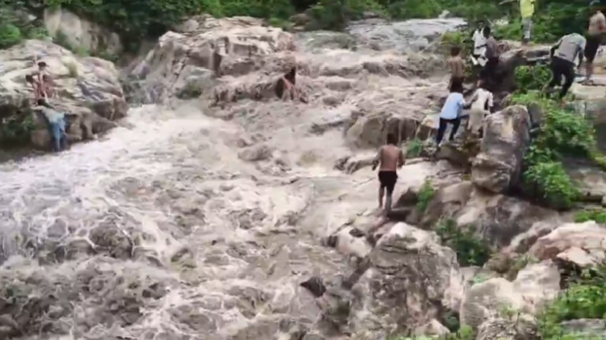Video: 6 Women Narrowly Escape Being Swept Away In Raging Waterfall ...