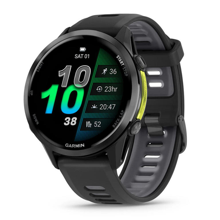 I wore the Garmin Fenix 8 vs. Garmin Forerunner 970 for over a week ...
