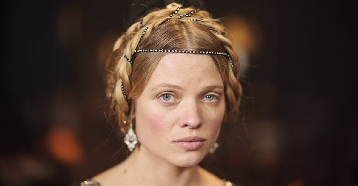 Catherine of Valois broke the rules, married a servant, and gave birth ...