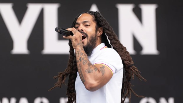 Bob Vylan Rapper Says He Doesn't Regret Anti-IDF Chant at Glastonbury ...