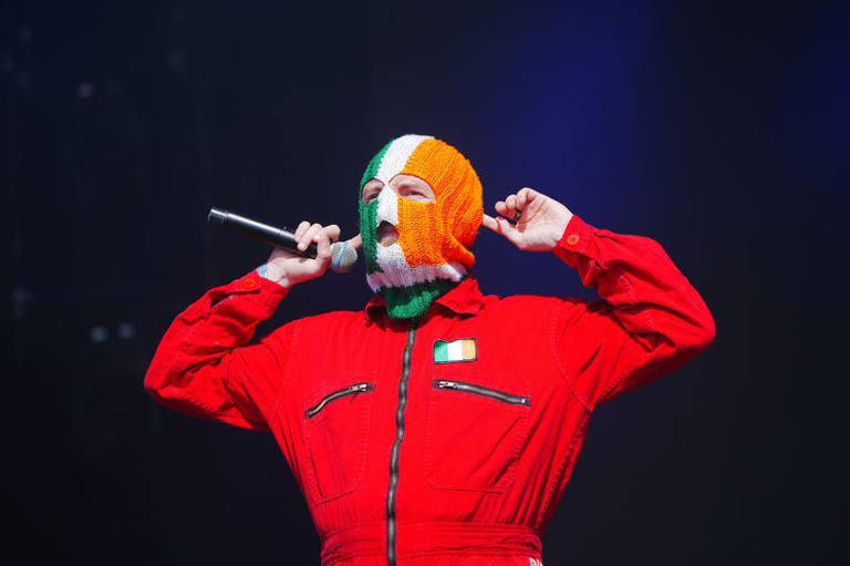 Kneecap apologise to fans as concert cancelled due to 'safety concerns'