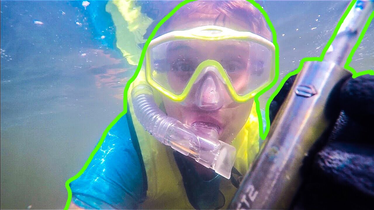 Found a Vape Pen While Diving for River Treasure!