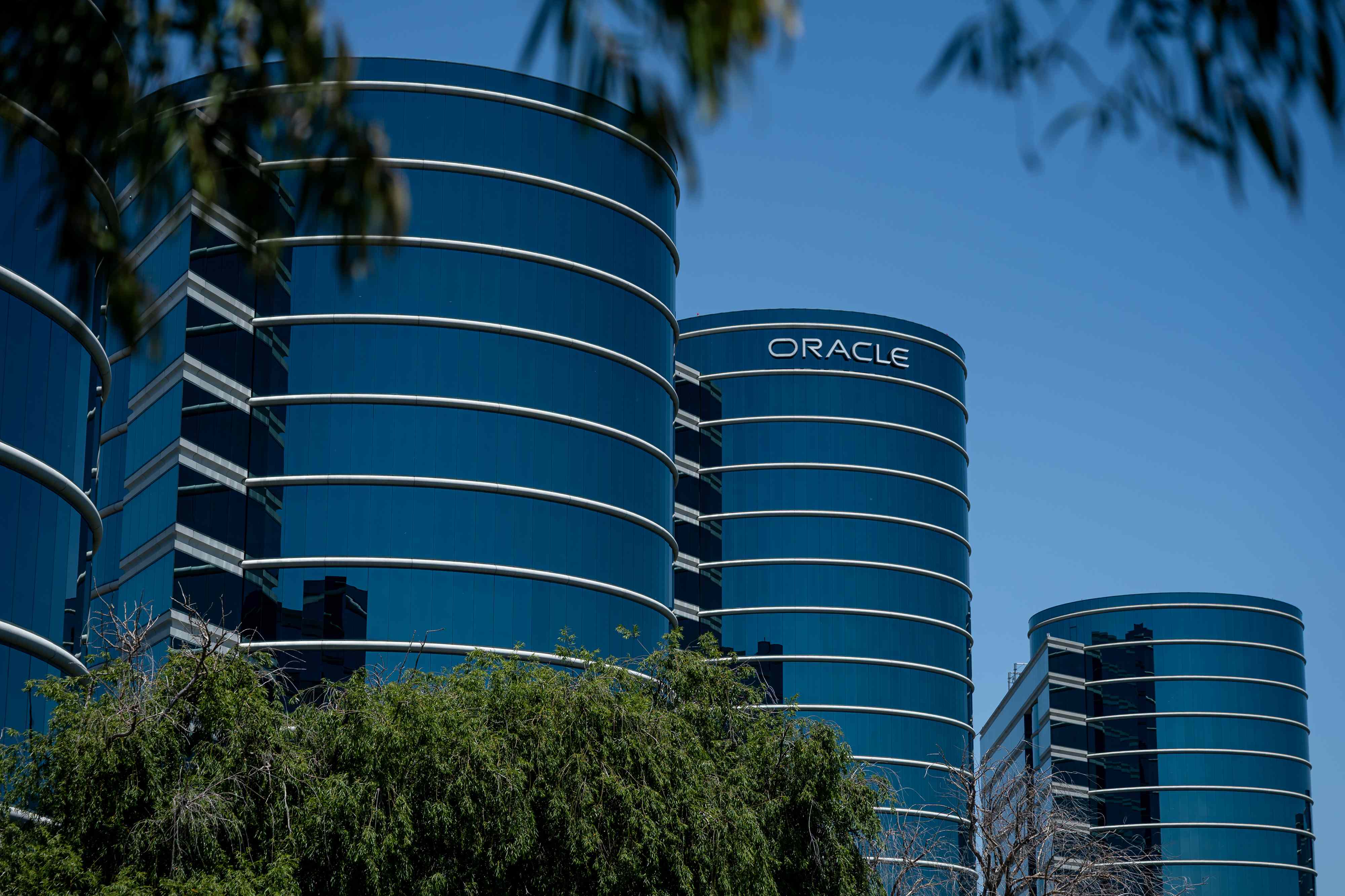 Oracle Stock Hits All-Time High as CEO Touts Cloud Deal Worth Over $30 ...
