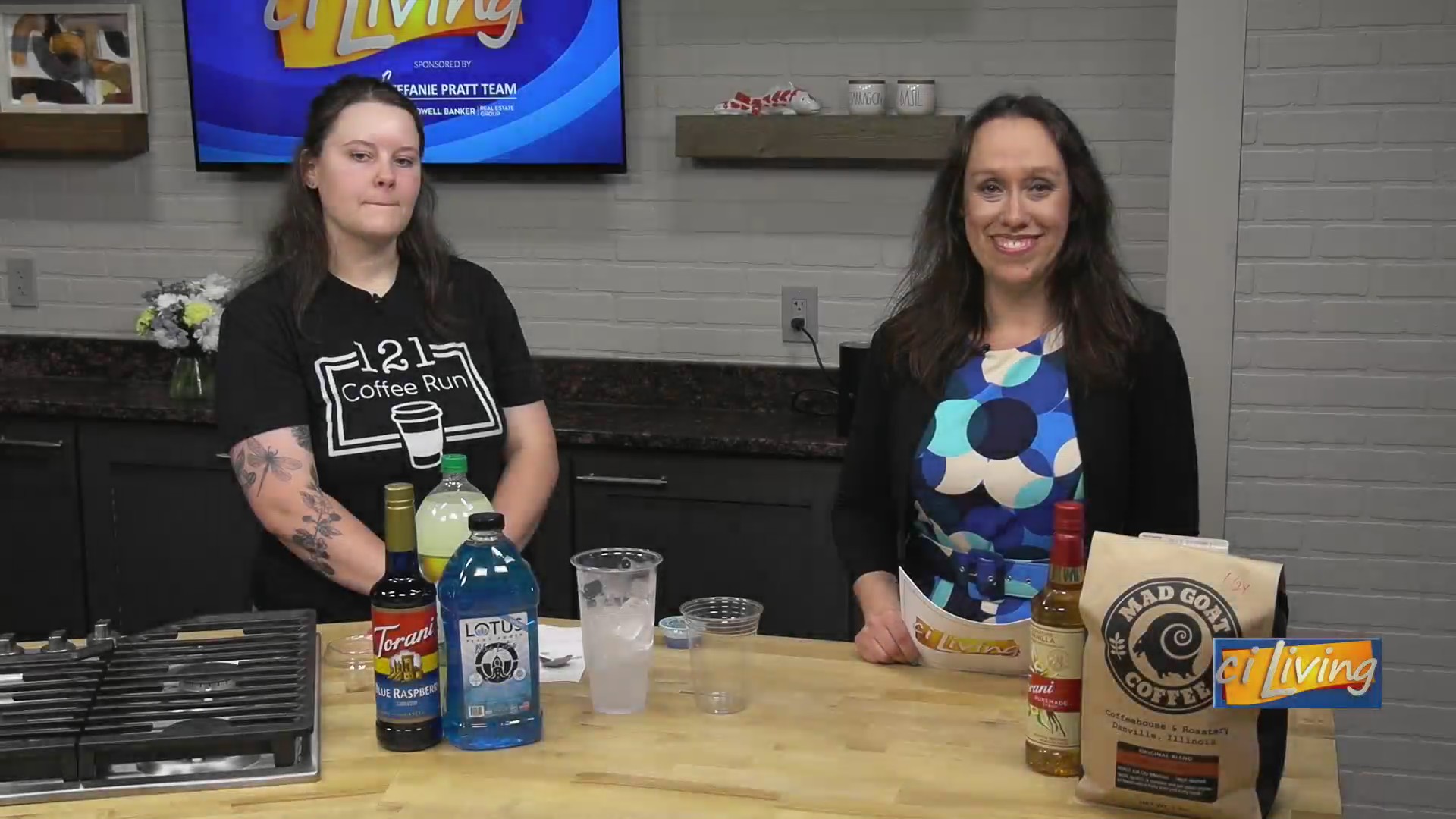 How To Make a Razzle Dazzle Lotus Energy Drink | 121 Coffee Run