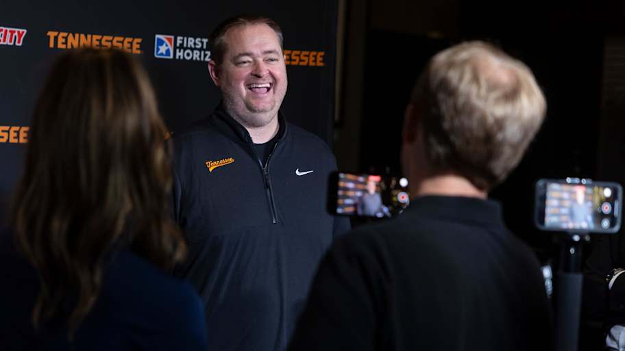 Massive Recruiting Weekend Vaults Tennessee Football’s 2026 Class to No ...