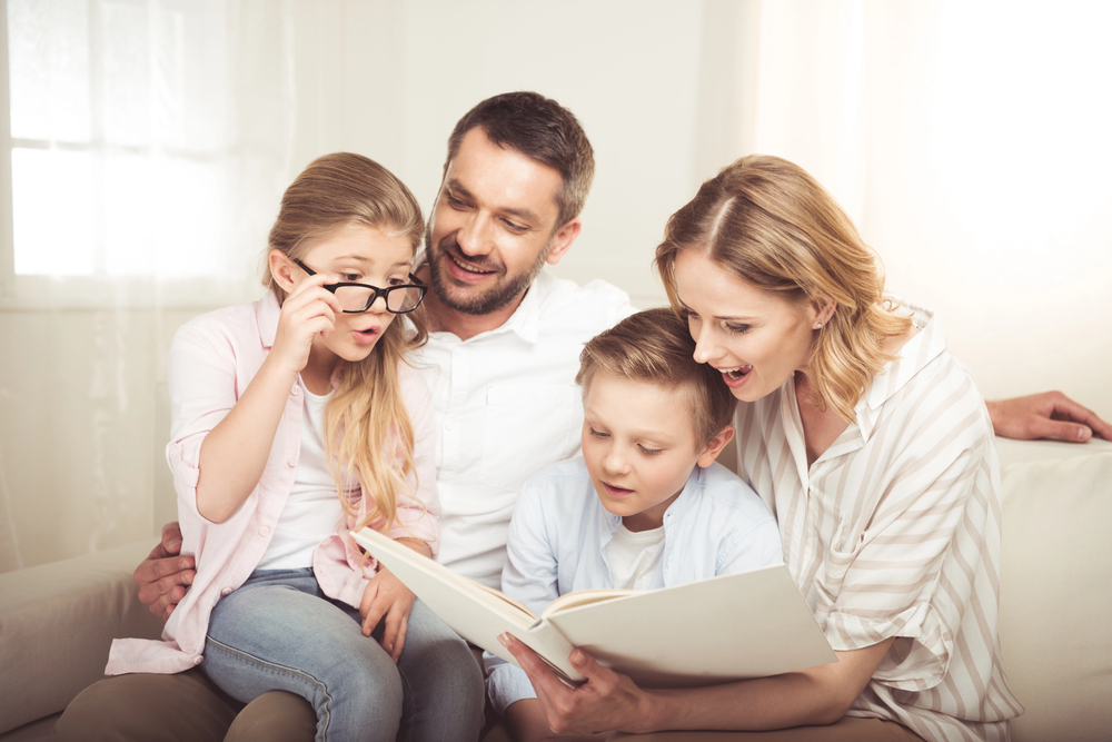 15 Family Book Collection Building Tips