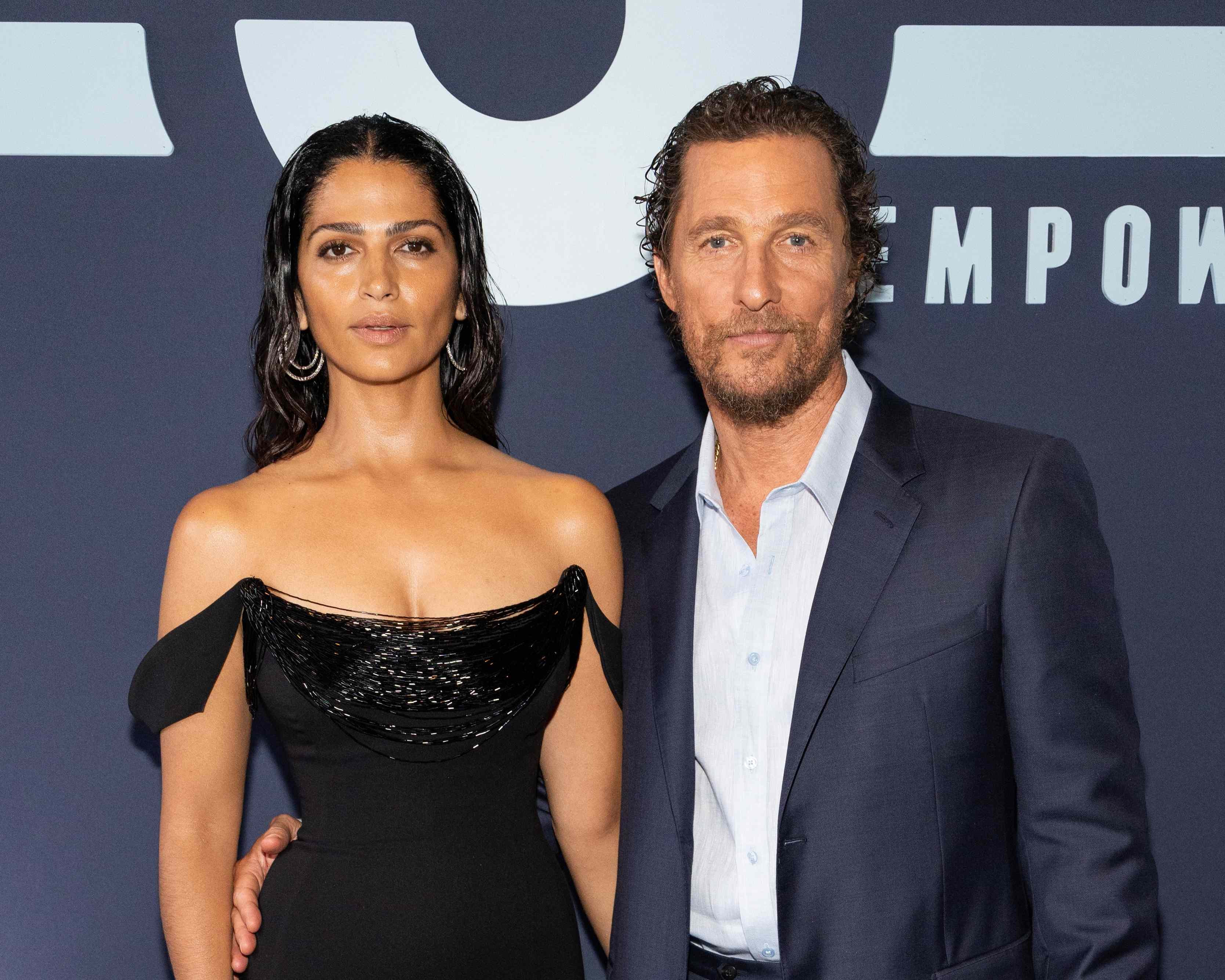 Matthew McConaughey and Wife Camila Alves Match in Basically the Same ...