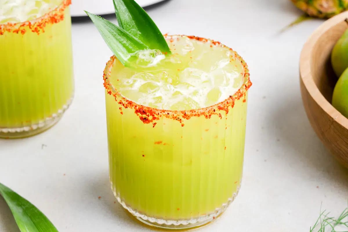 16 refreshing drinks for hot days and lazy afternoons